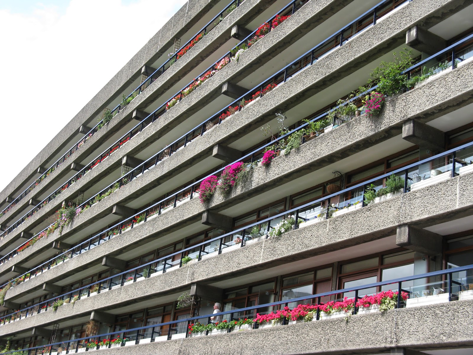 Dottie.Dollie: Barbican High Walk