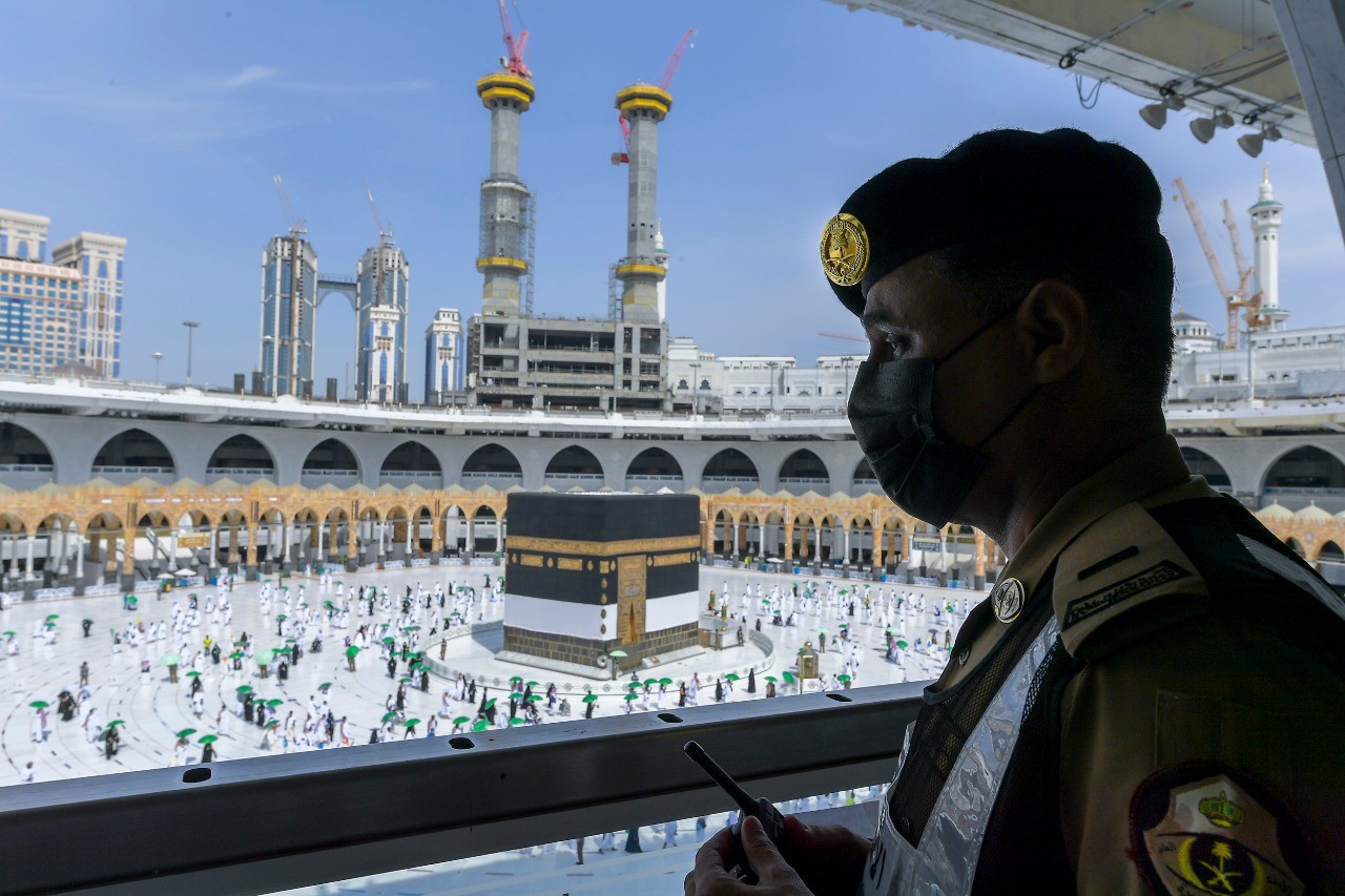 Hajj and Umrah news: PHOTOS: HAJJ 2021/1442 : SECURITY FORCES GIVING ...