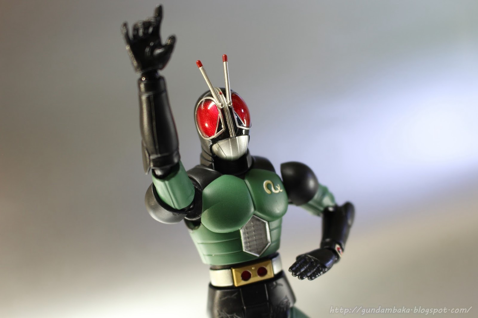 Gundam Baka Blog: [S.H.Figuarts] SHF - 仮面ライダー BLACK RX リニューアル版 (Masked ...