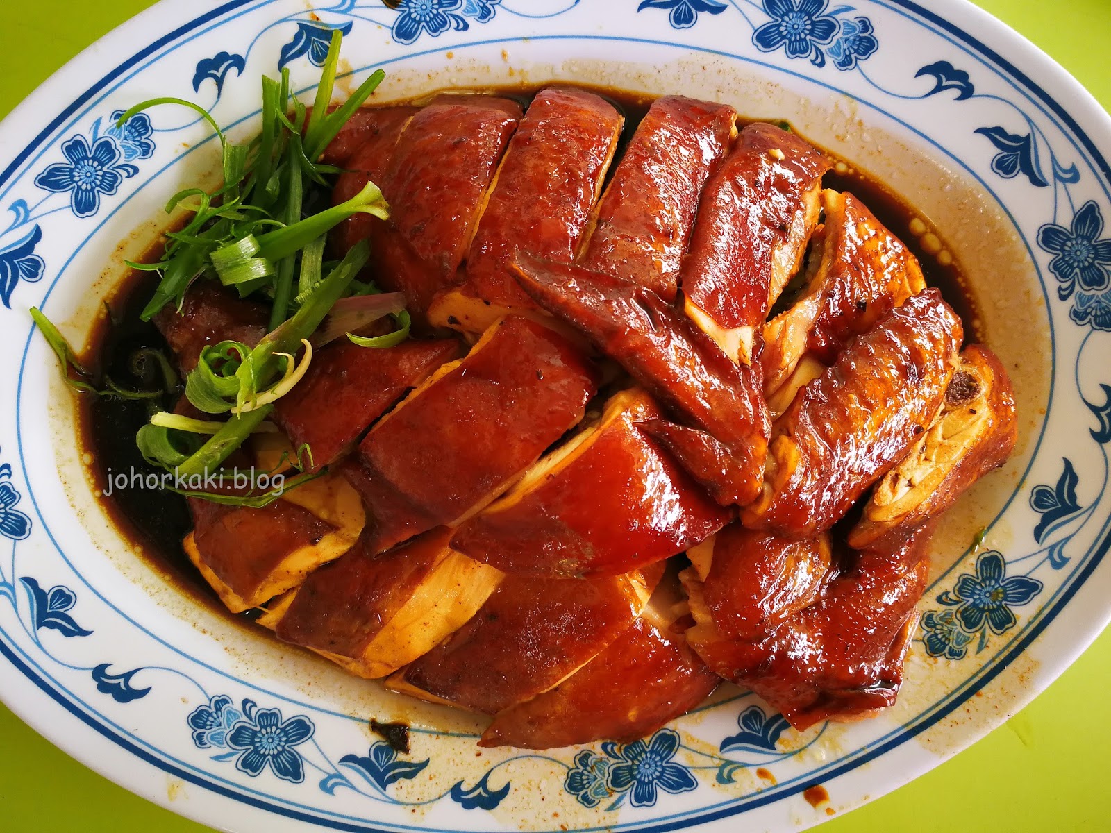 Fragrant Sauce Chicken 色香味 Chinatown Food Centre Singapore |Tony Johor ...