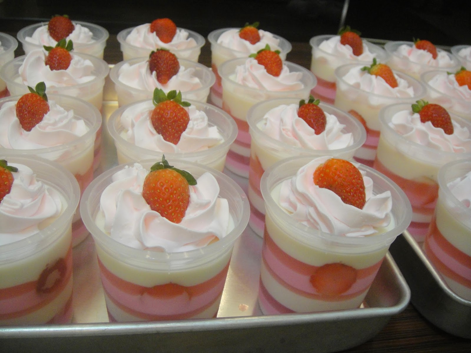 YES.HomemadeBakery : Strawberry Paradise Pudding Jelly Party Cup