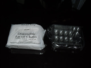 Mary Kay Consultant: Mary Kay Starter Kit!!