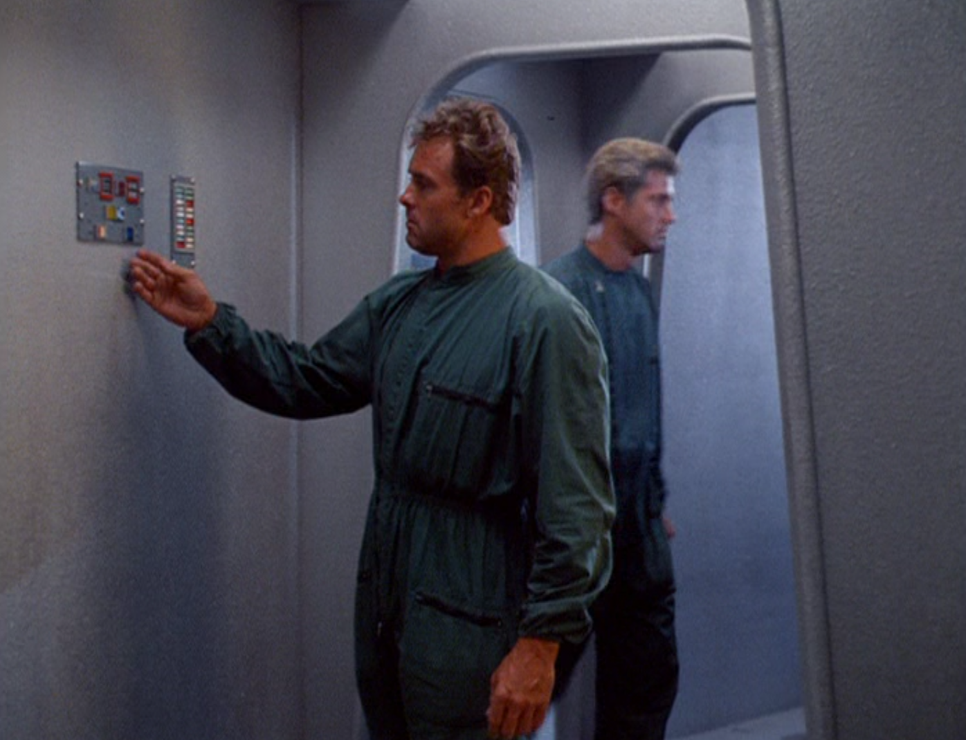 THE INVADERS: Episode 25: Dark Outpost - 10/24/67