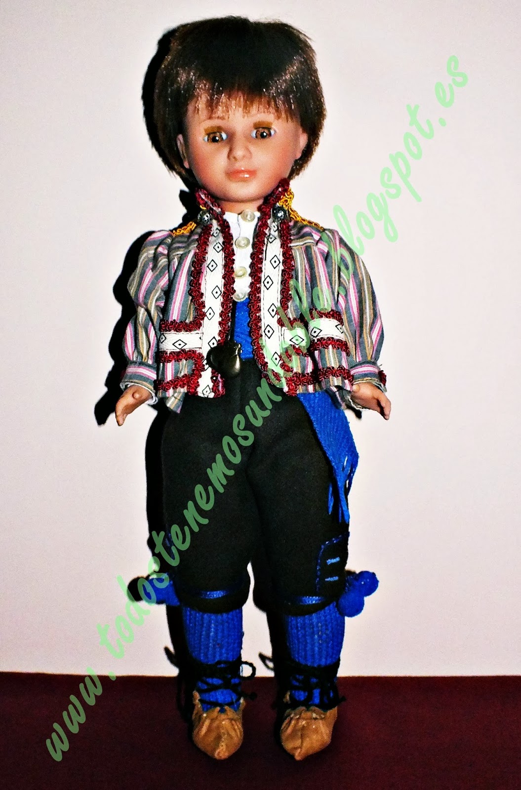 El vestir tradicional burgalés en miniatura: 10.-Indumentaria burgalesa ...