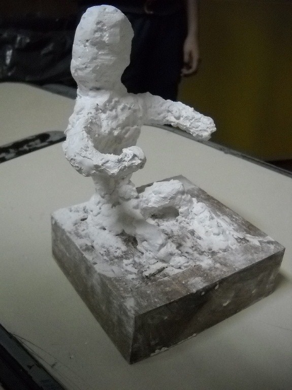 PURA EXPRESION: Esculturas en yeso / 2° TYE