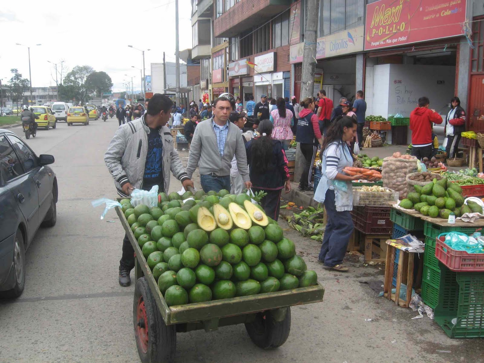 Mike's Bogota Blog: Shopping for Easter in Paloquemao