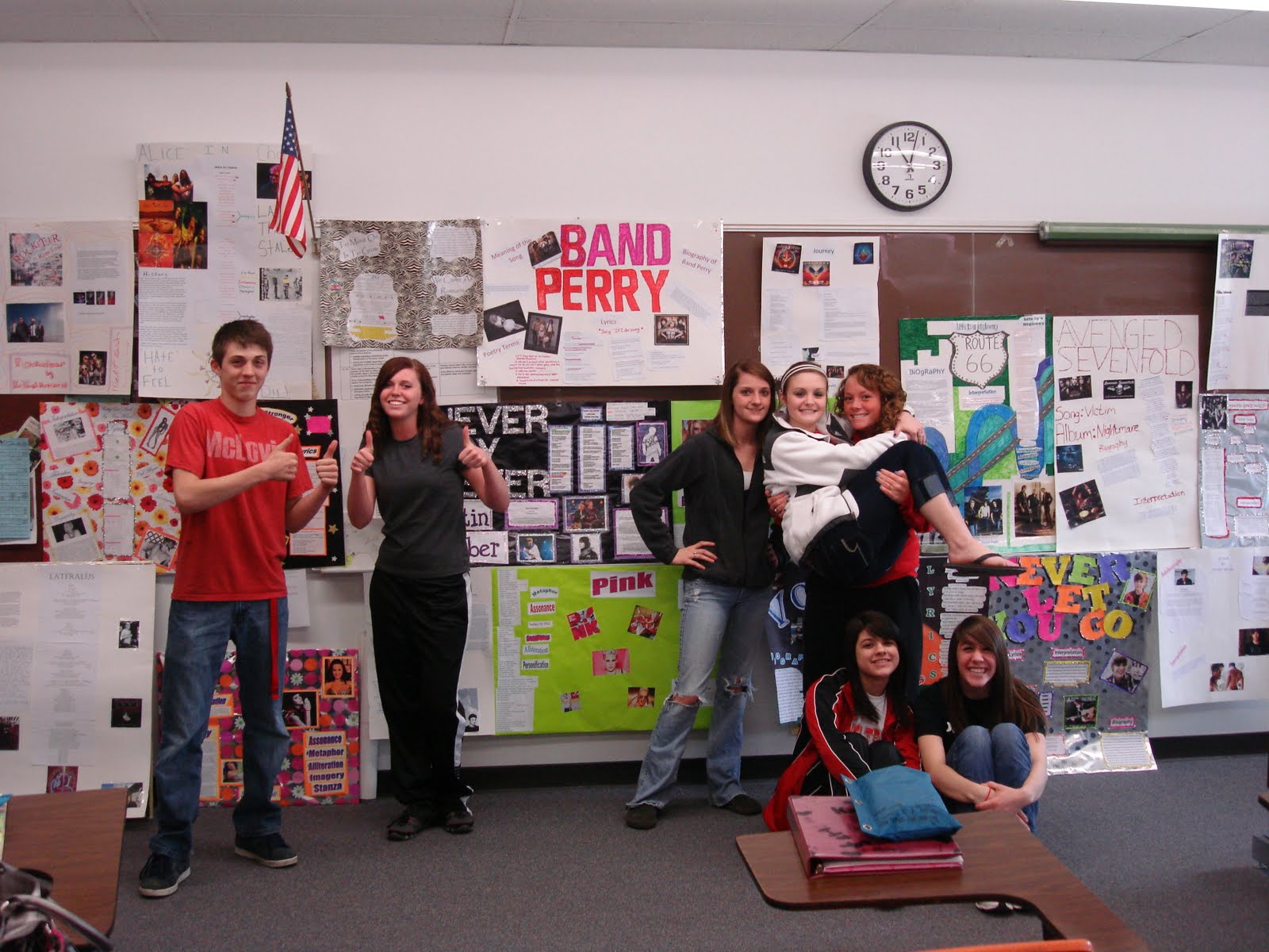 Neoga High School Messenger: English 2 Poetry Project