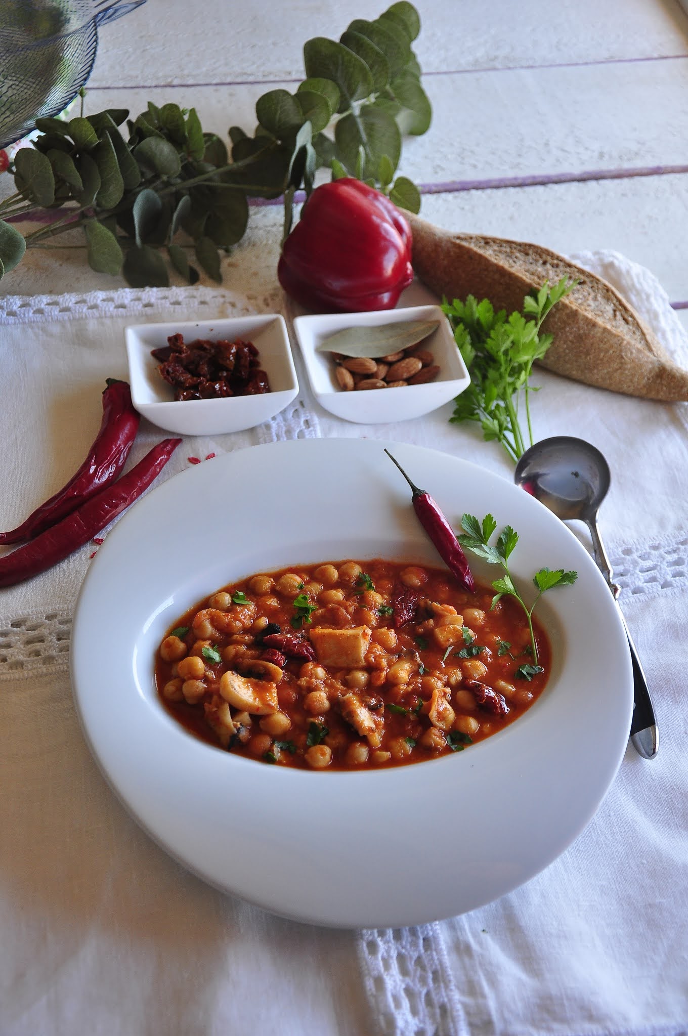 GARBANZOS CON JIBIA Y AJILLO DE ALMERÍA (CON THERMOMIX Y TRADICIONAL ...