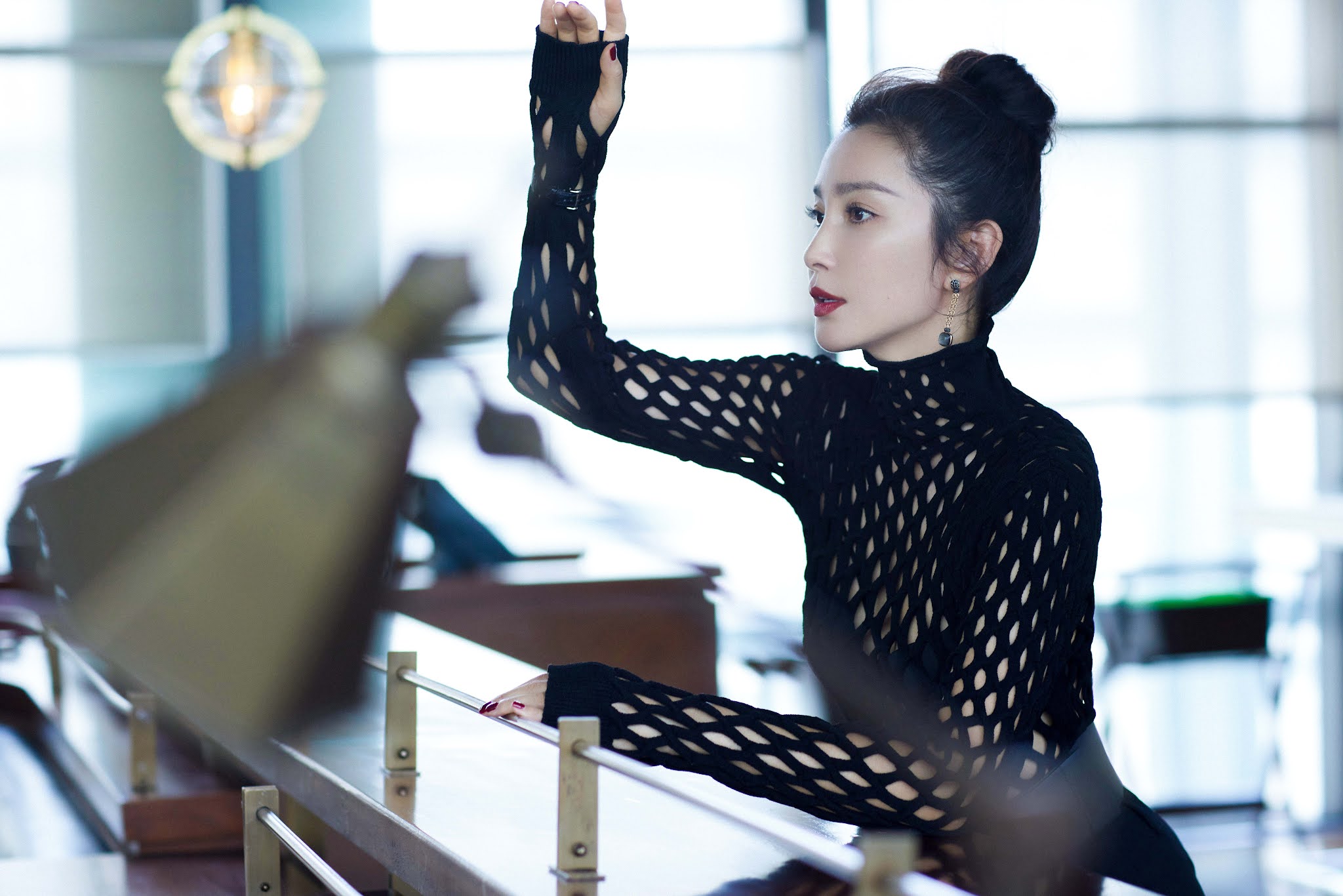 China Entertainment News: Li Bingbing poses for photo shoot