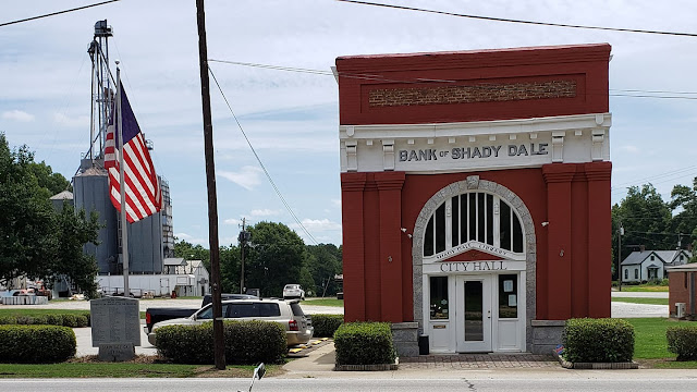 Forgotten Georgia: Bank of Shady Dale in Jasper County
