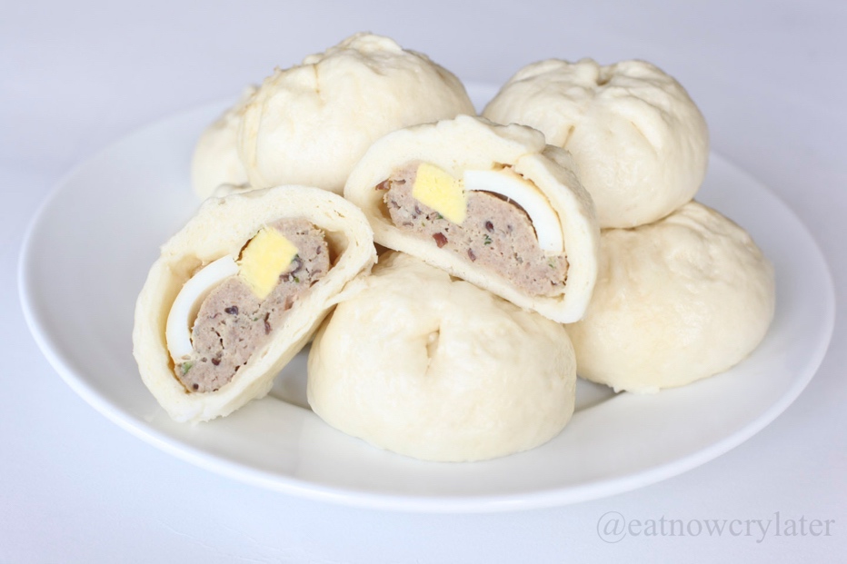 Eat Now Cry Later: Nom Pao/Banh Bao (Steamed Bun with Meat Filling)