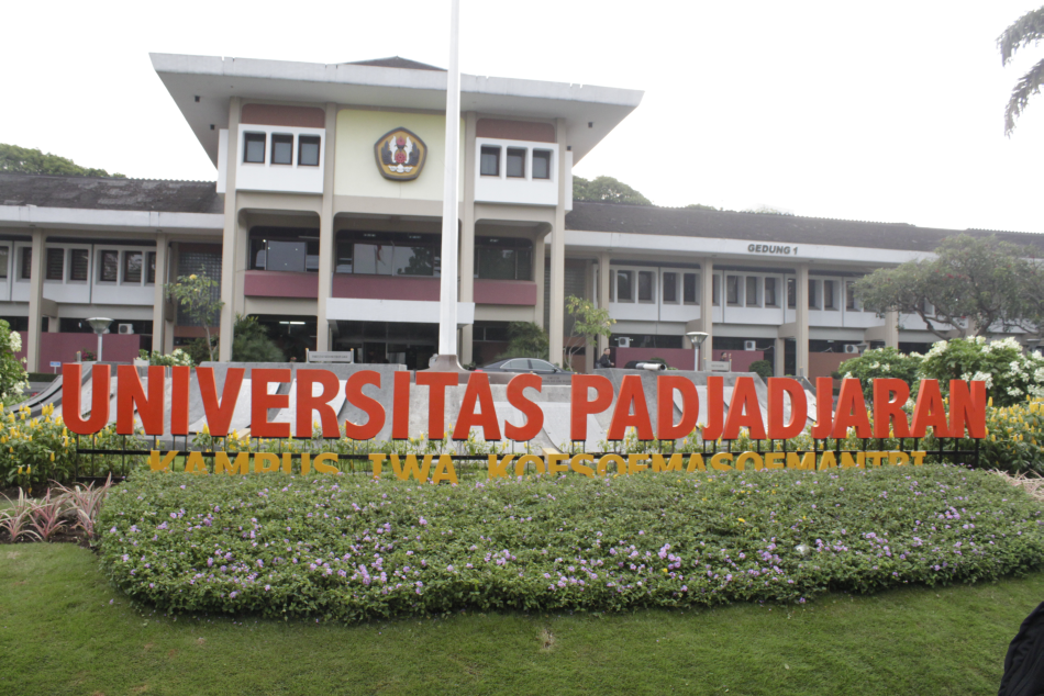 Tentang Universitas Padjadjaran | Informasi Universitas Di Indonesia