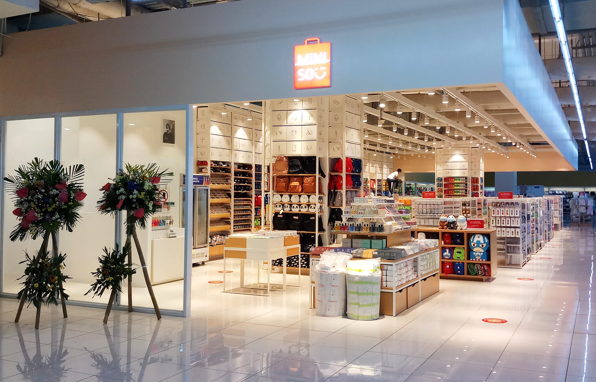 Japanese Brand MINISO Opens 1st SM Hypermarket Branch in Bulacan | BLOG ... Japanese Brand MINISO Opens 1st SM Hypermarket Branch in Bulacan | BLOG ...