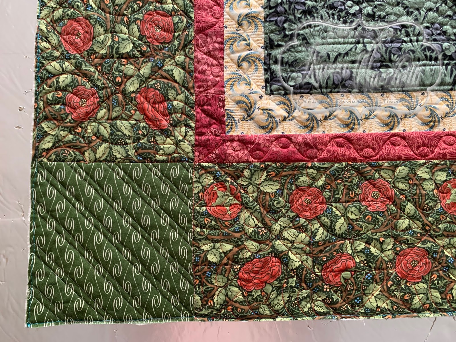 Creative Longarm Quilting by Karen Marchetti: Ann's Two Red Roses ...