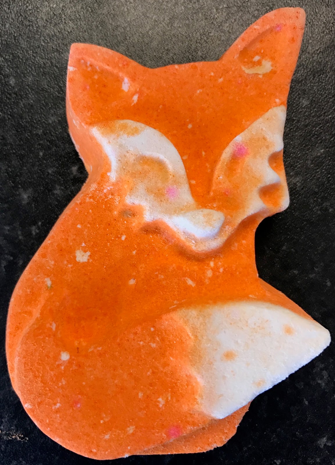 All Things Lush UK: Fox Bath Bomb