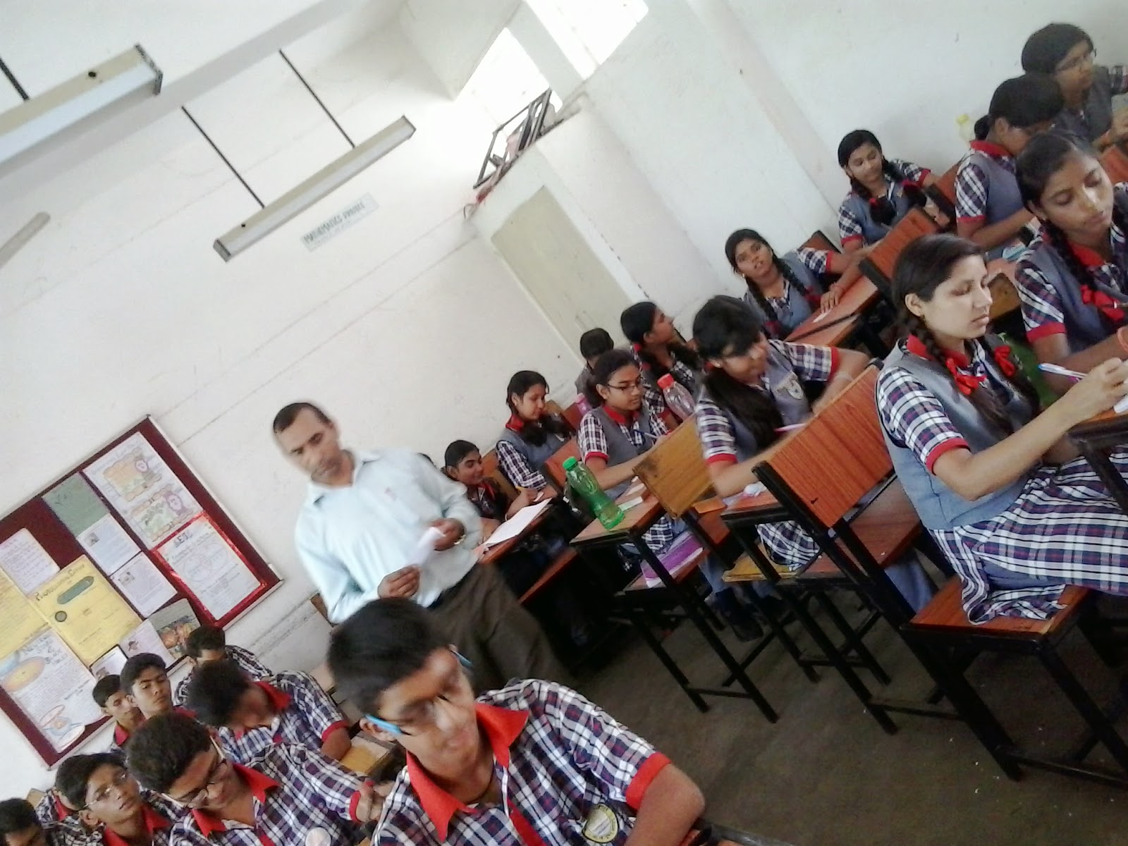 AMITY Info Centre Jabalpur : Slogan Contest held at KV CMM on 6th ...