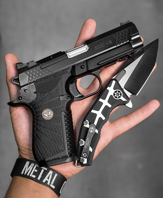 daily timewaster: Nice Combo