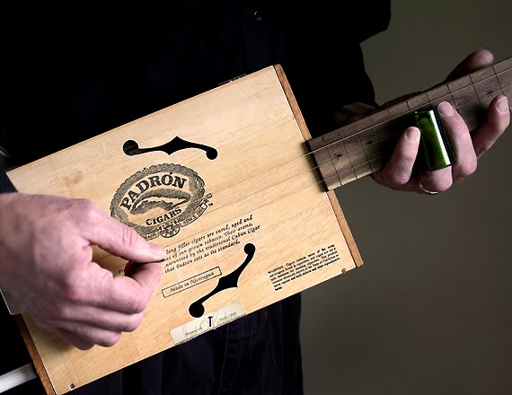 The Rita's Art Blog: Handmade Cigar Box Guitar