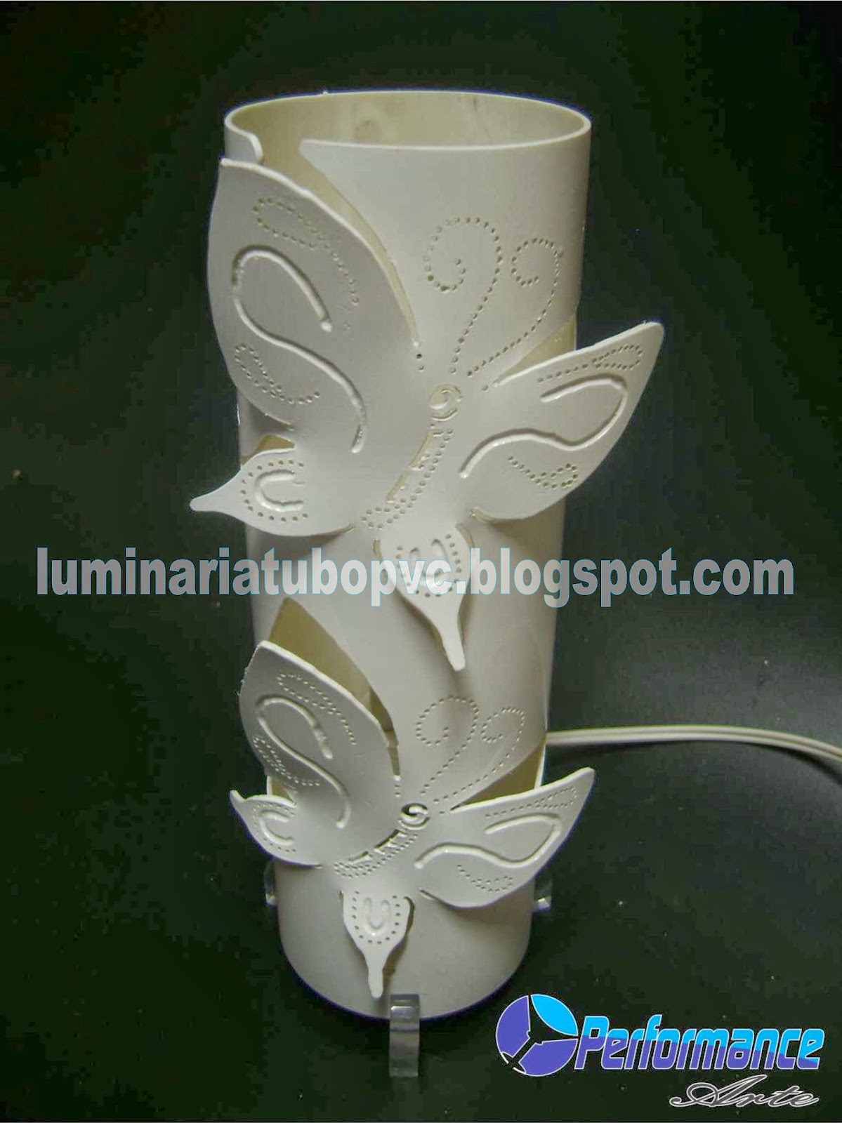 como fazer luminária de tubo pvc. : LUMINÁRIA PVC BORBOLETAS.