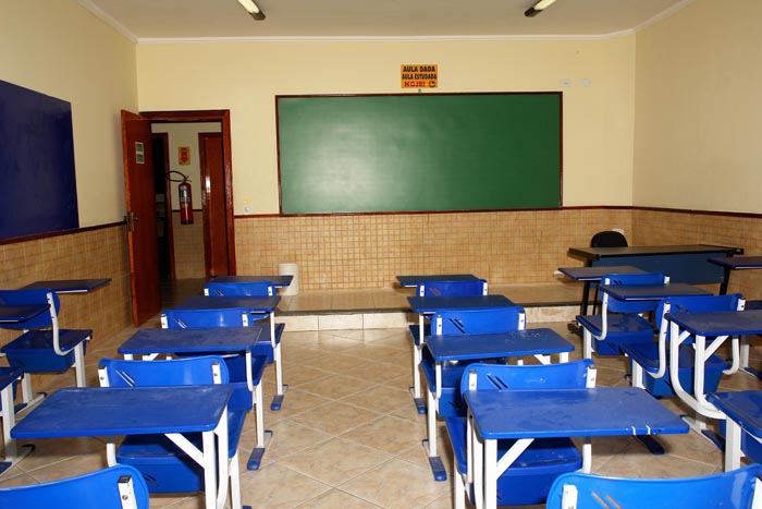 Architetando Verde: Revestimento de salas de aula