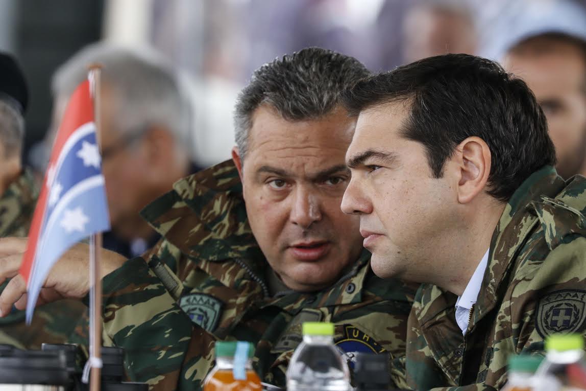 ΕΣΧΑΤΗ ΓΡΑΜΜΗ ΑΝΑΣΧΕΣΕΩΣ: ΟΧΙ ΑΛΛΟ ΚΑΡΒΟΥΝΟ ΡΕ ΤΣΙΠΡΑ