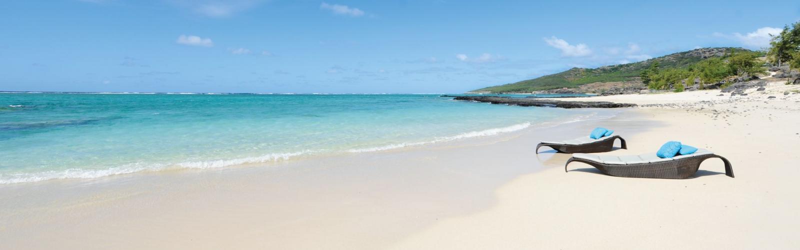 Haunted by a Living Ghost: MAURITIUS & RODRIGUES 2019 December