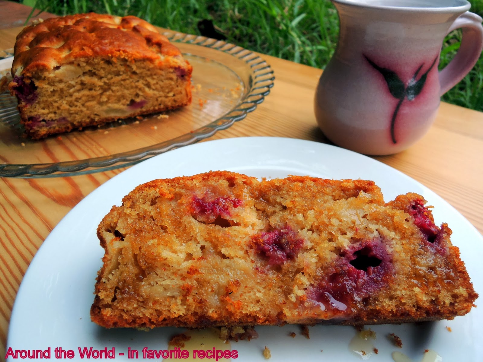 Around the World - in favorite recipes: Pear and Raspberry Bread