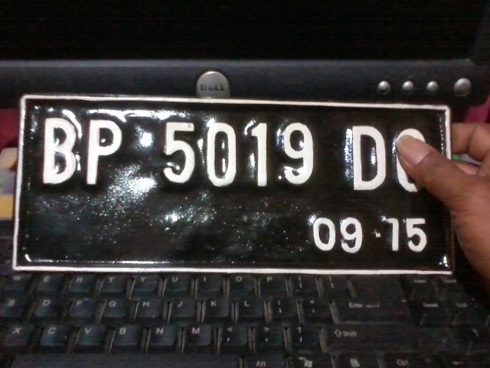 JASA SAMPINGAN: Alasan Awal buat Plat Motor Dan Mobil