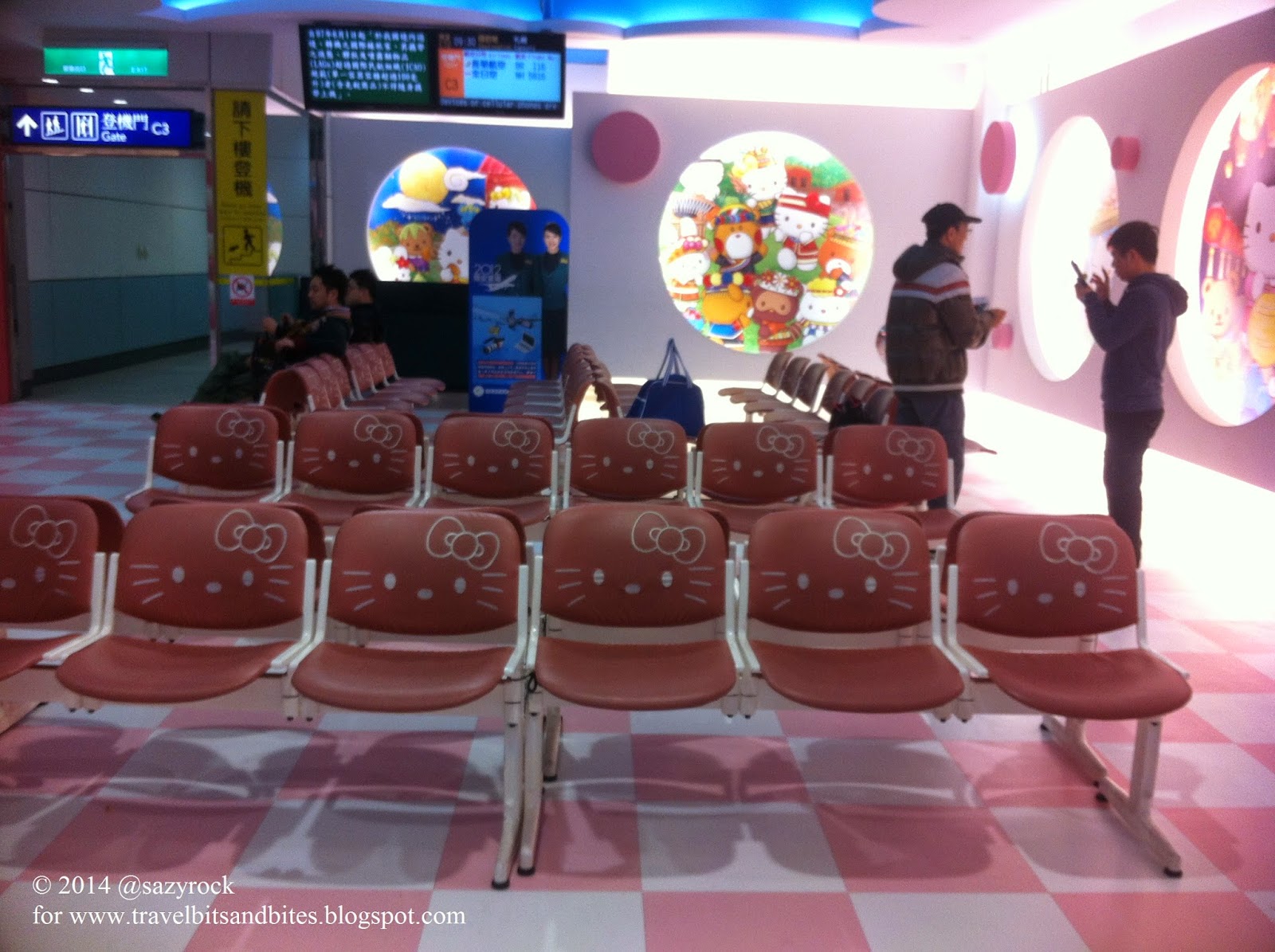 travel bits & bites: hello kitty gate at taipei's taoyuan airport (tpe)
