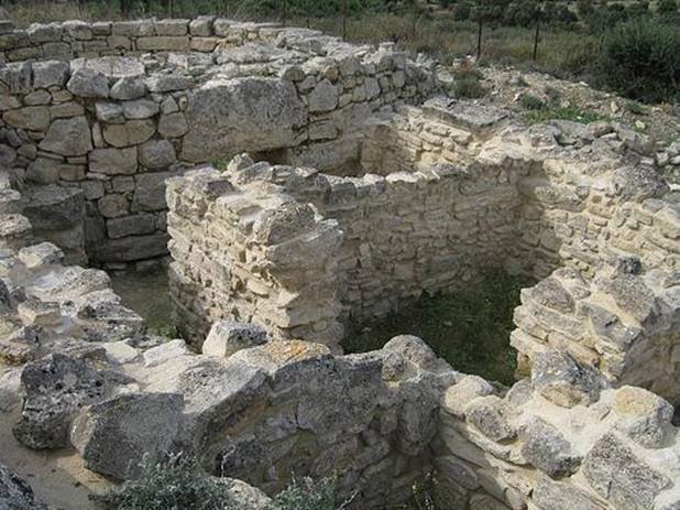 ΑΝΕΞΗΓΗΤΑ: ΟΙ ΘΟΛΩΤΟΙ ΤΑΦΟΙ ΤΑ ΜΕΓΑΛΟΥΡΓΗΜΑΤΑ ΤΩΝ ΕΛΛΗΝΩΝ (Μέρος 1ο)