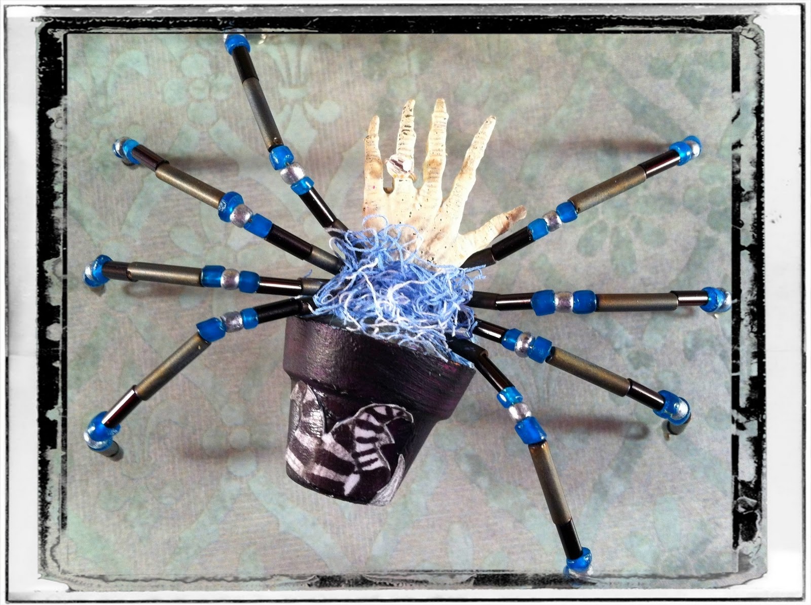 #265: Corpse Bride Spider (#2 in Tim Burton series)cronicassico tropicas