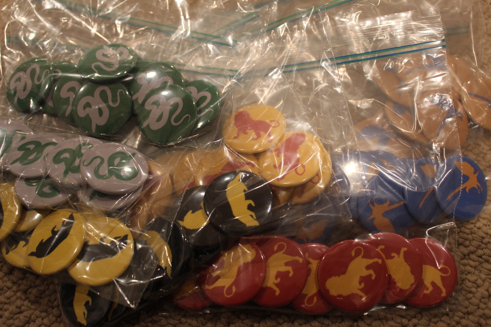 MAGICCATJENNY: 4 Days Till the Craft Fair: Buttons!