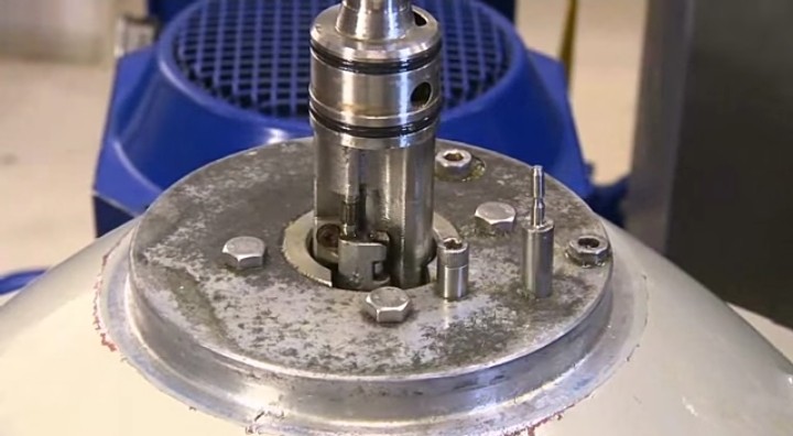 Marine Sea Time: PROCEDURE FOR OVERHAULING PURIFIER ON BOARD SHIP