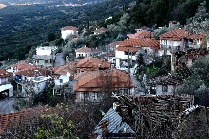 Δαφνη Καλαβρυτων - Στρεζοβα ..Εκει που πολλοι θα ηθελαν να μενουν ...