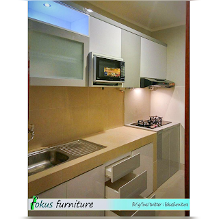 Contoh gambar desain Kitchen set lurus