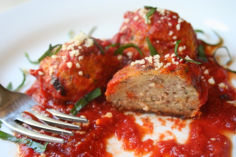 I'm Turning 60...: Carmela Soprano's Sunday Gravy (Tomato Sauce with ...