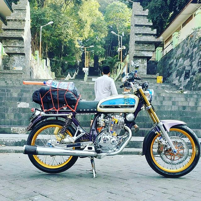 20 Gambar HD Modifikasi CB 100 Warna Putih Terbaru 2020