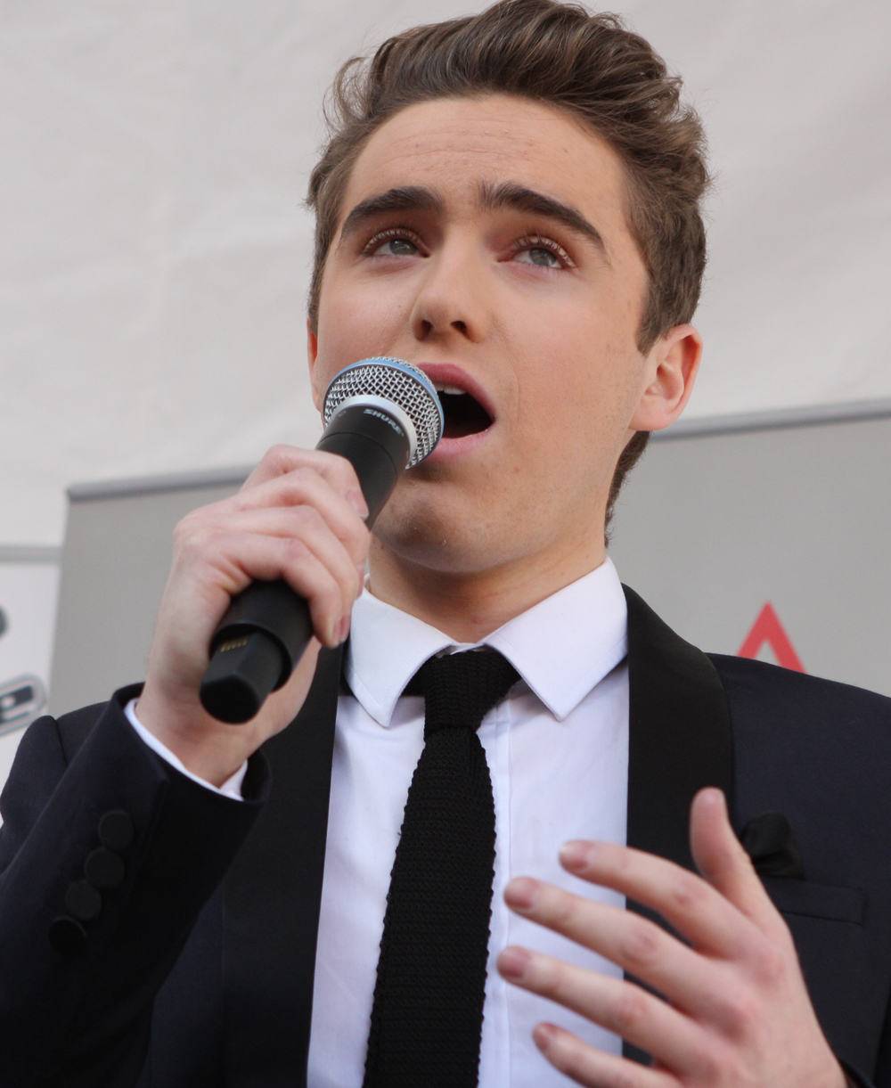 Music News Australia: Harrison Craig from The Voice performs at ...