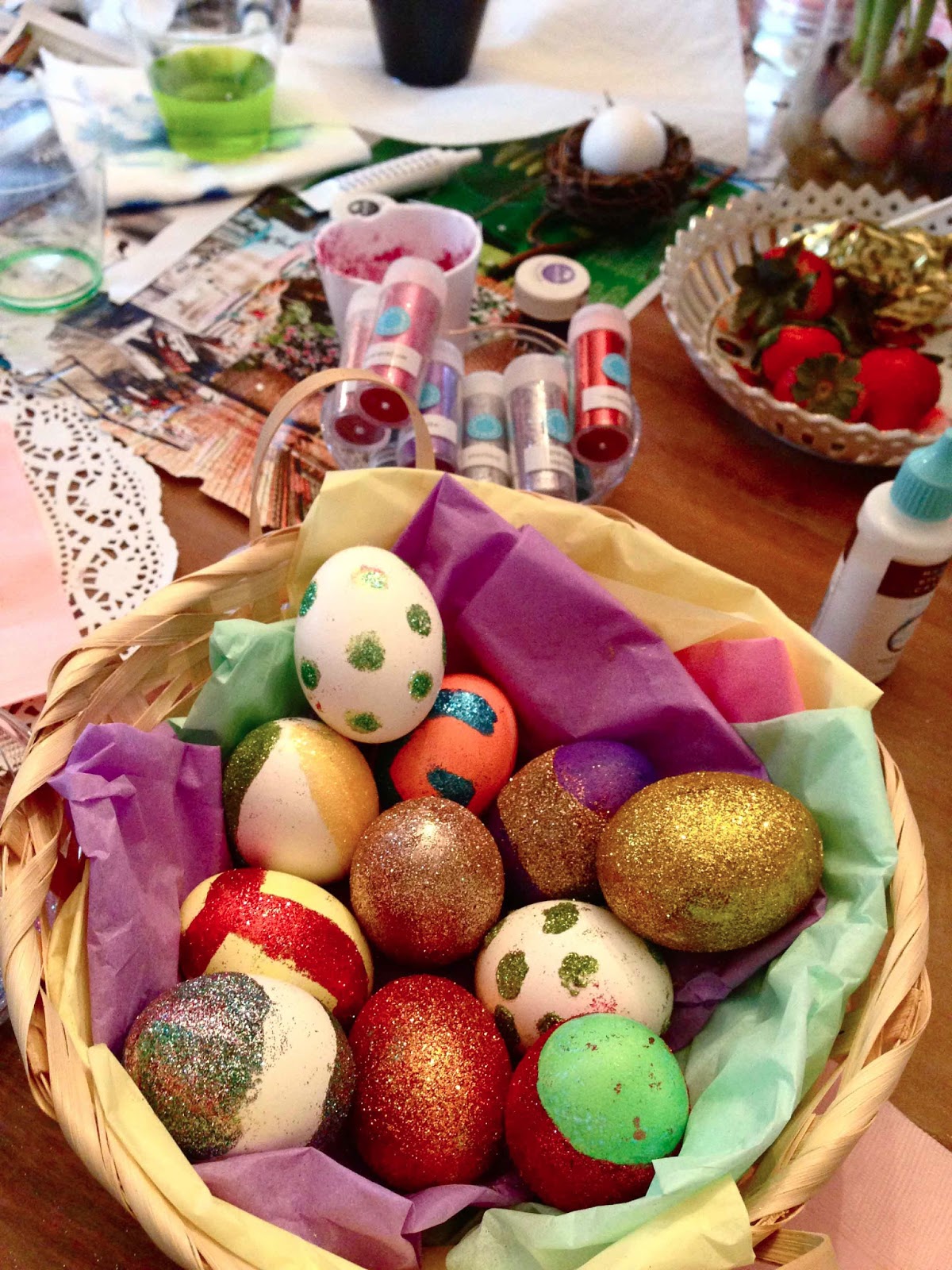 Chez Two Back Flats: The Glitter Egg Tutorial to end all Glitter Egg ...