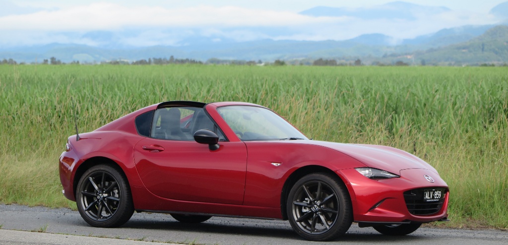 drivingandlife: MAZDA MX5 - T-TOP FOR TOURING
