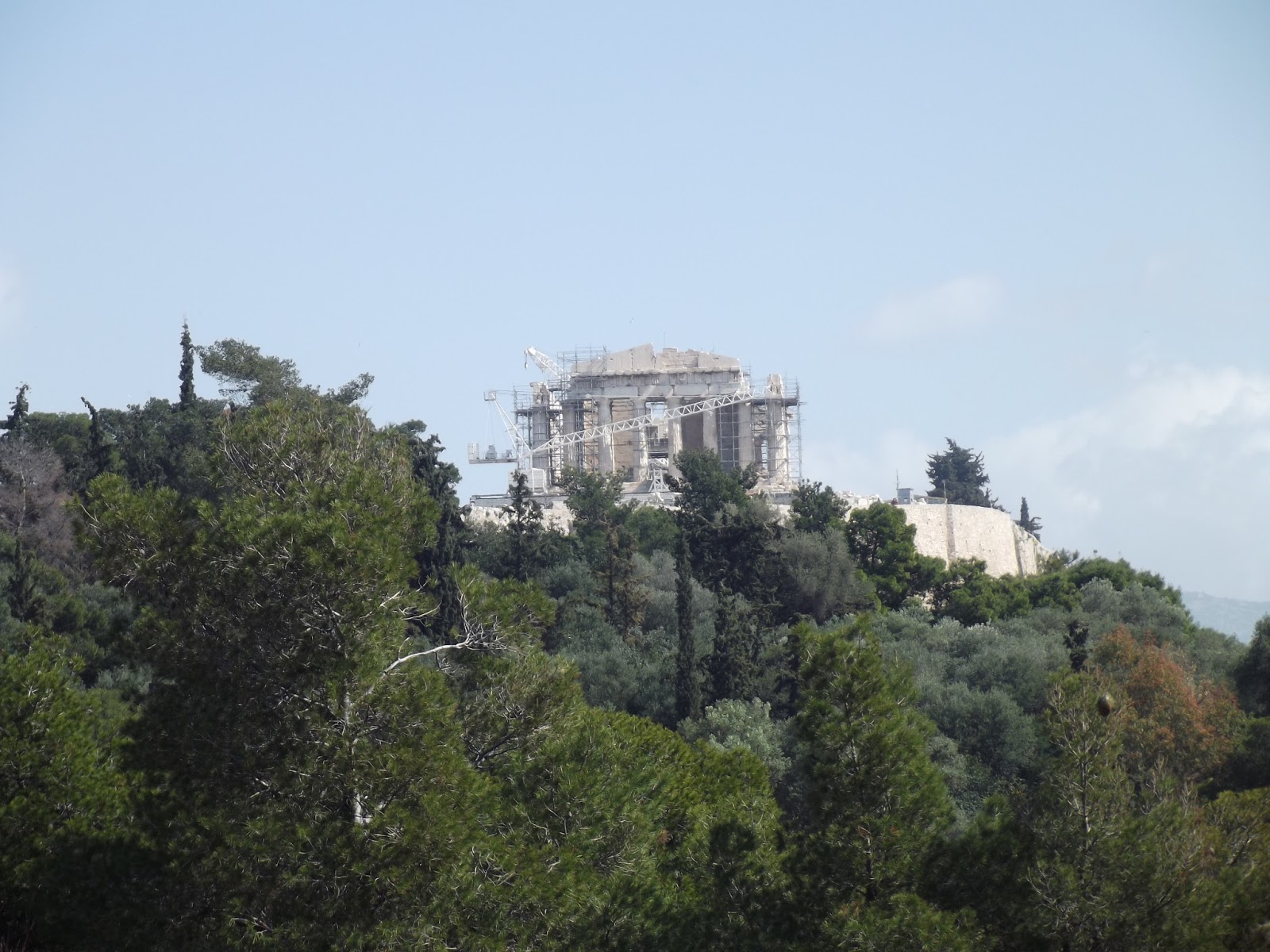 ΤΟΥΛΑΧΙΣΤΟΝ ΜΑΣ ΓΛΥΤΩΣΑΝ ΑΠΟ ΤΟΥΣ ΒΟΜΒΑΡΔΙΣΜΟΥΣ...