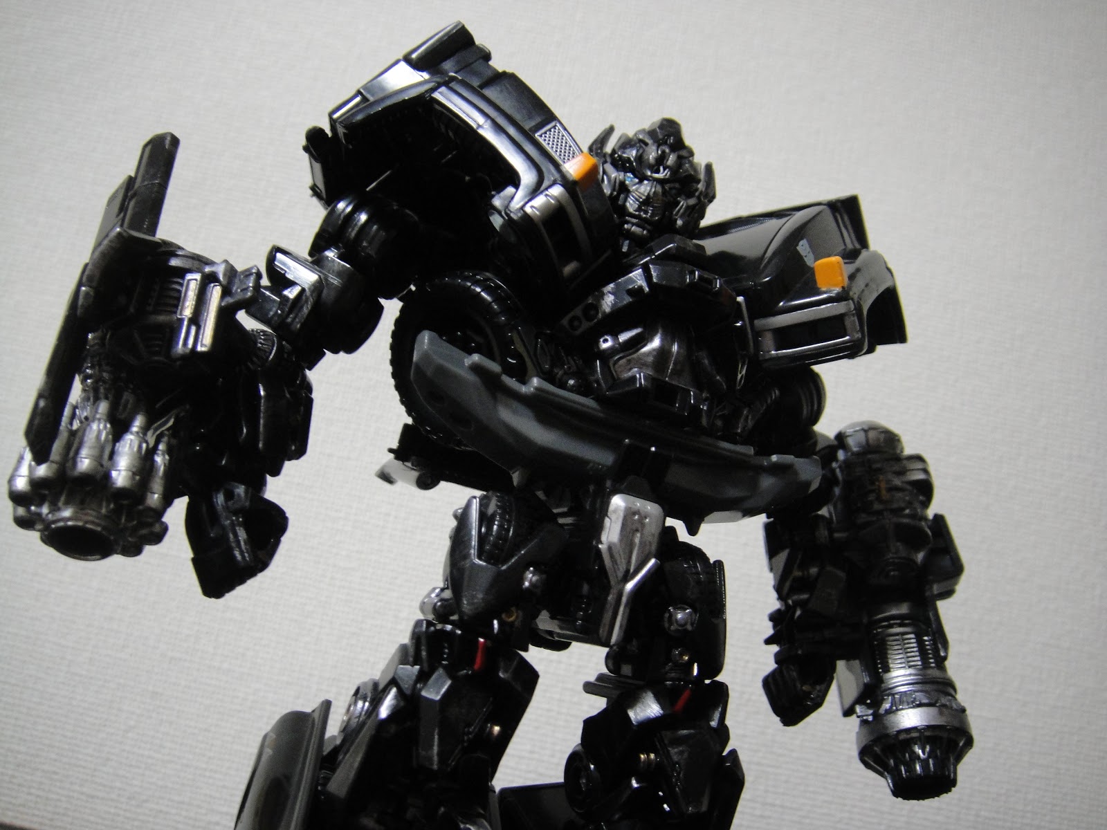 アイアンハイド（スタジオシリーズ）リペイント Transformers Studio Series Ironhide Custom Repaint