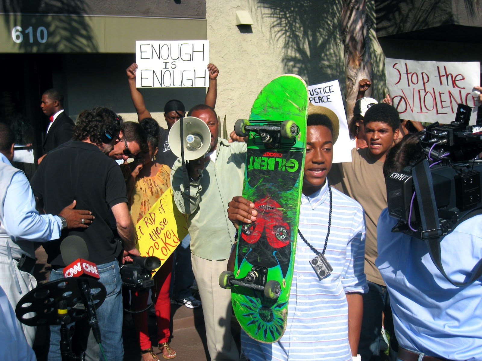 Blogtown: Ronald Weekley, Jr. - Skateboarding Is Not A Crime