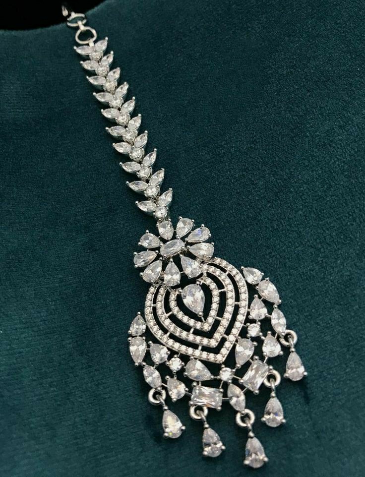 Diamond maang tikka designs