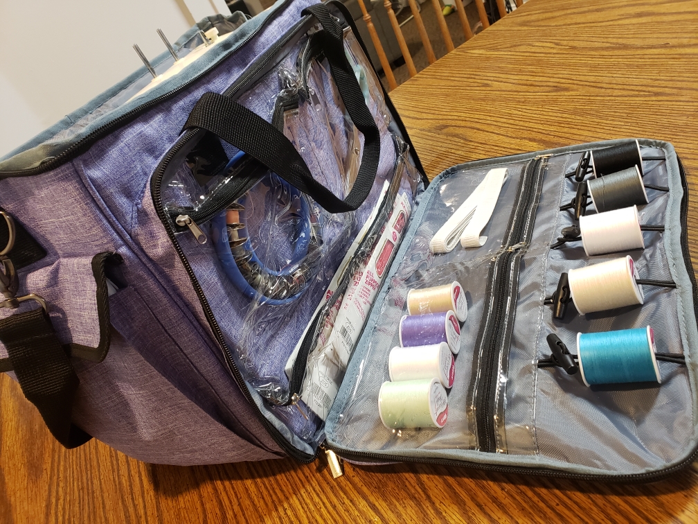Twelve Makes a Dozen: Review: Homest Sewing Machine Carrying Case