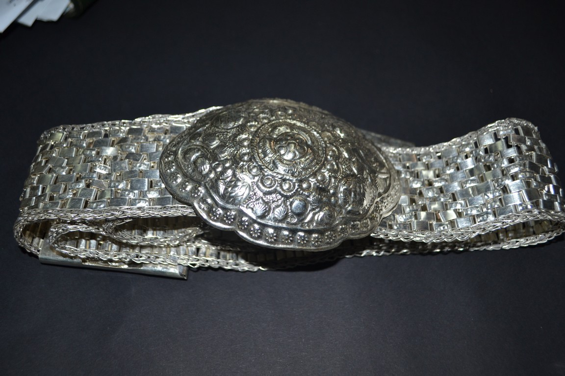 PING HAP -traditional and culture: A simple Set of the costume