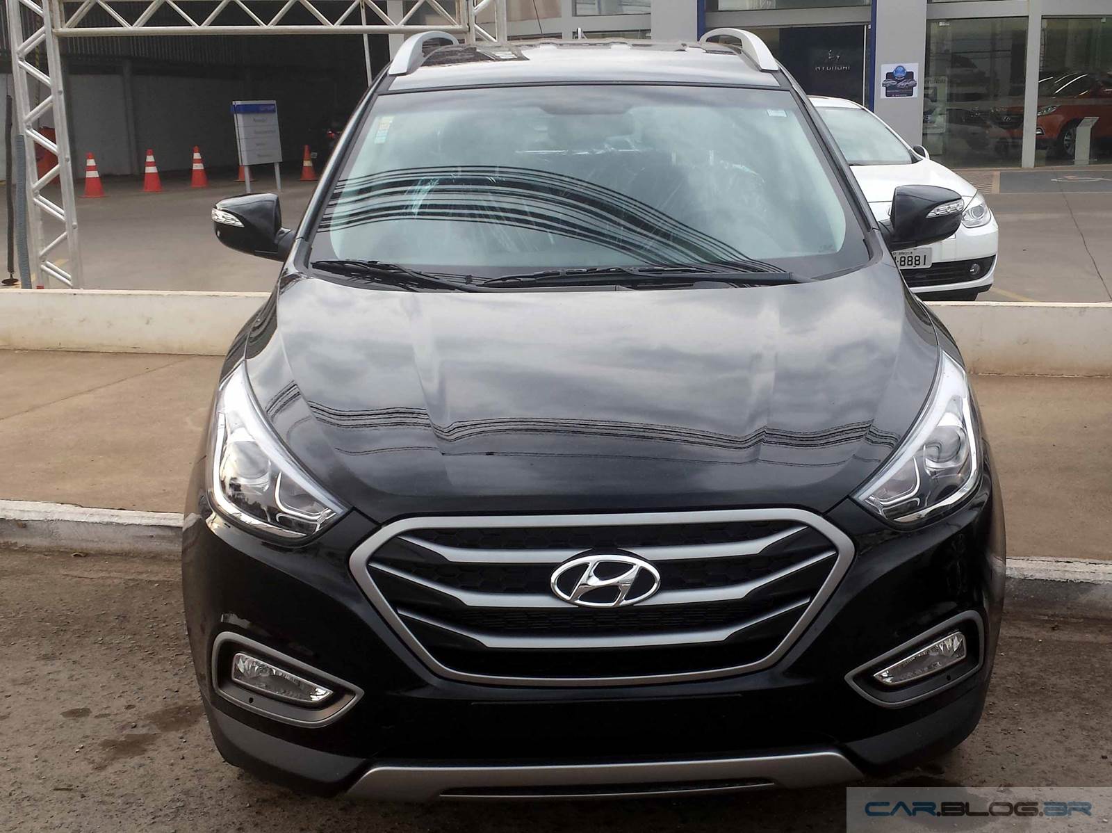 Hyundai ix35 2016 versão intermediária: vídeo e preço