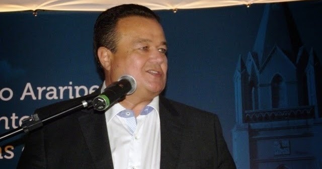 BLOG DO FREDSON PAIVA: RESPOSTA - EM NOTA ALEXANDRE ARRAES REBATE ...