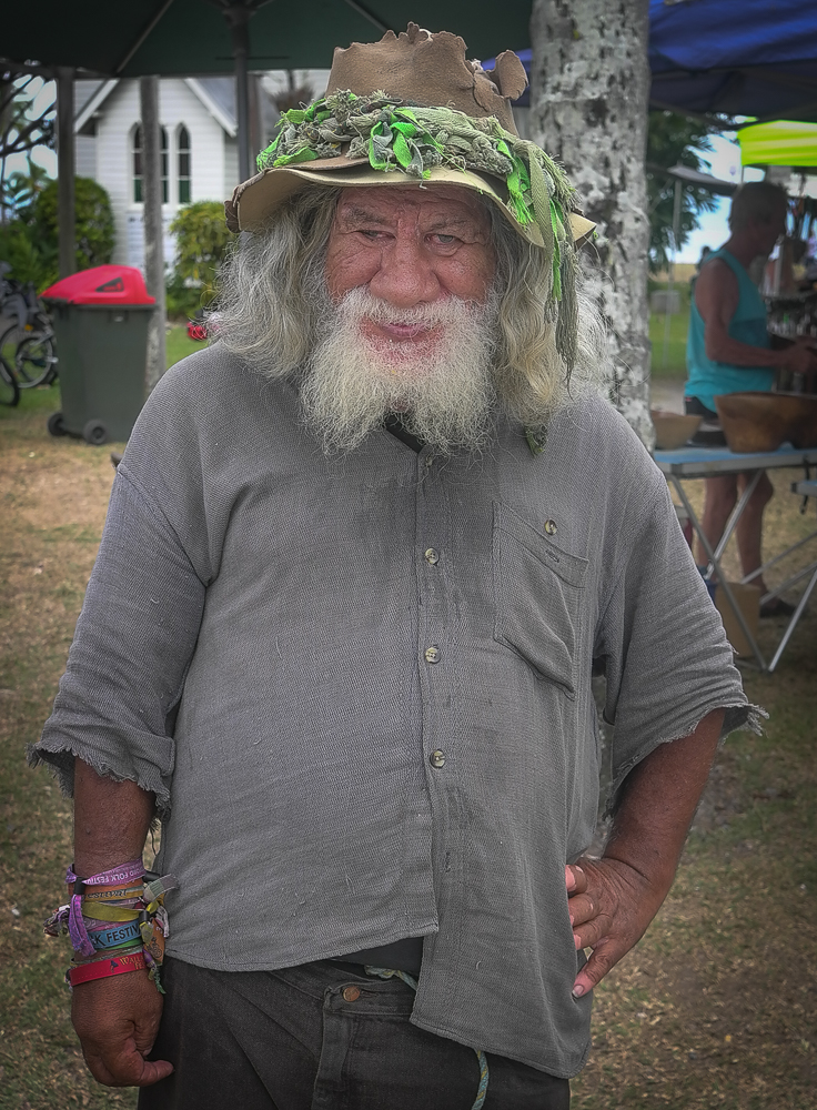 The Rolling Road : The last swagman?