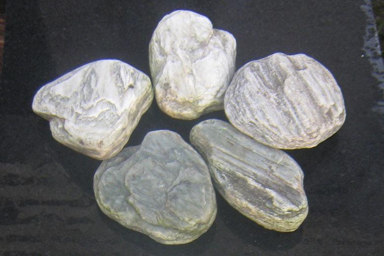 Popular Stones Review: Local Stone Suppliers VS Overseas Stone Reseller